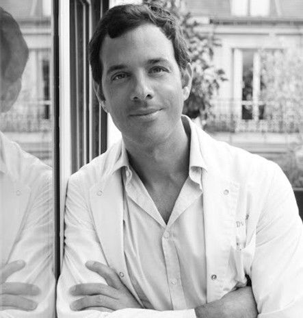 Biographie du Dr A. Marchac, Chirurgien Plasticien et Esthétique à Paris