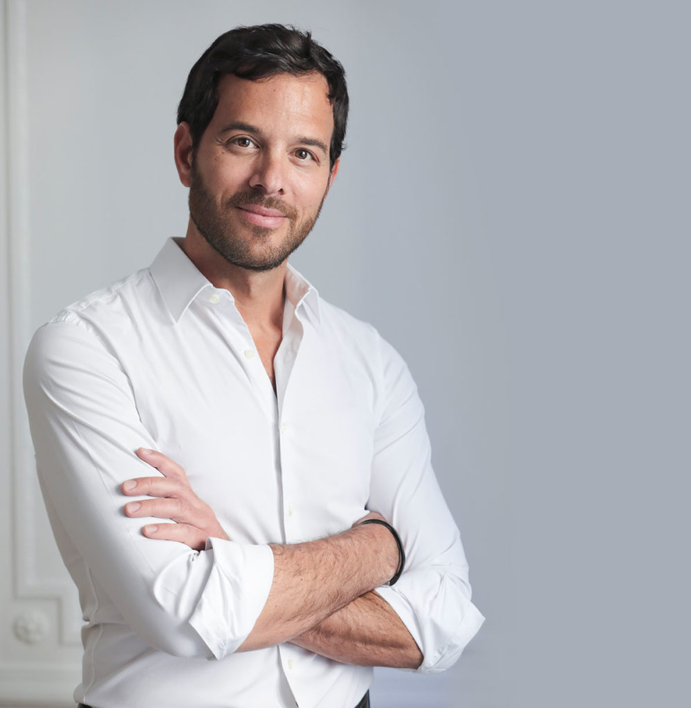 Biographie du Dr A. Marchac, Chirurgien Plasticien et Esthétique à Paris